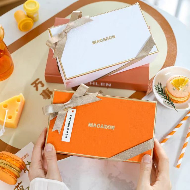 macaron gift box, macaron hard box, high end macaron box | Cake box ...