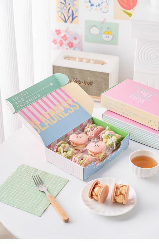 macaron gift box, macaron hard box, high end macaron box | Cake box ...